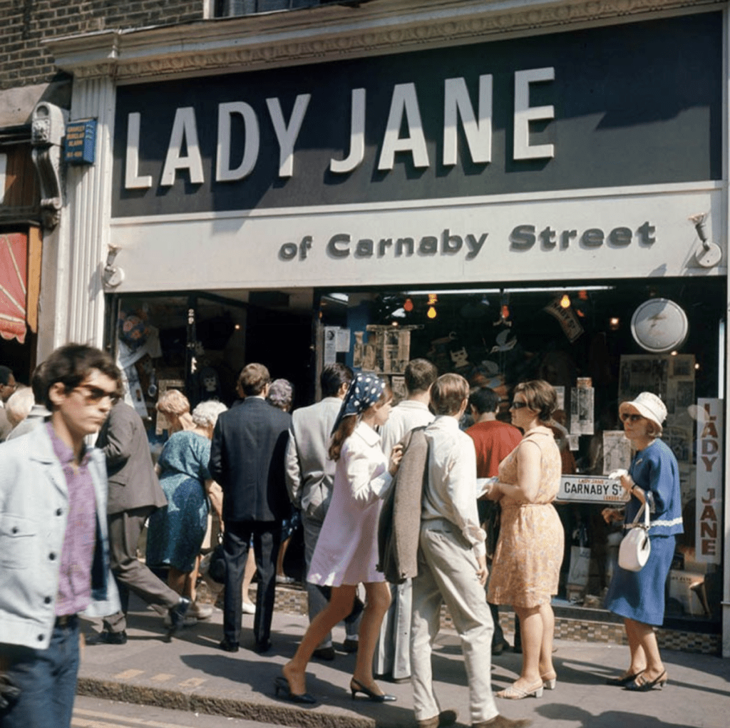 Lady Jane plaque unveiled to celebrate the first Women’s Boutique to ...