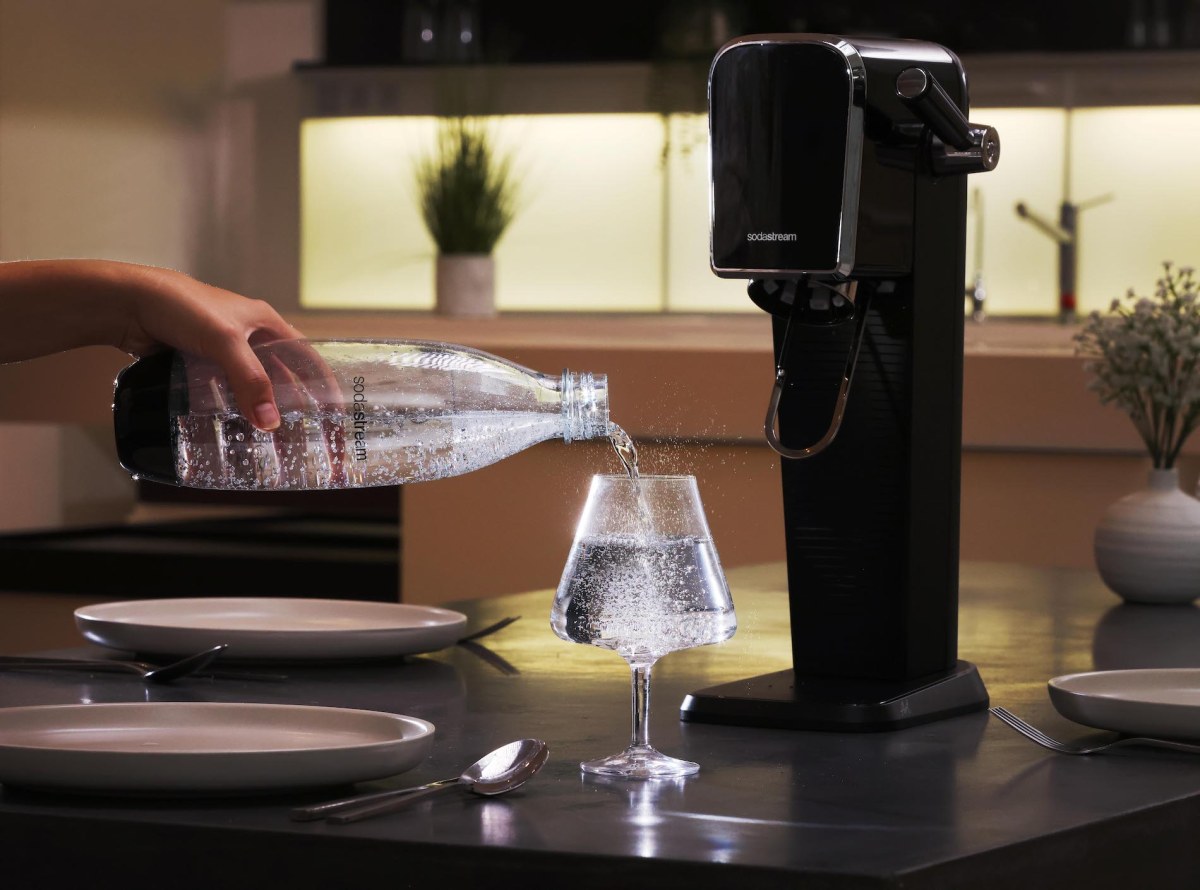 SodaStream introduces the World’s First Sparkling Water Glass! – MY ...